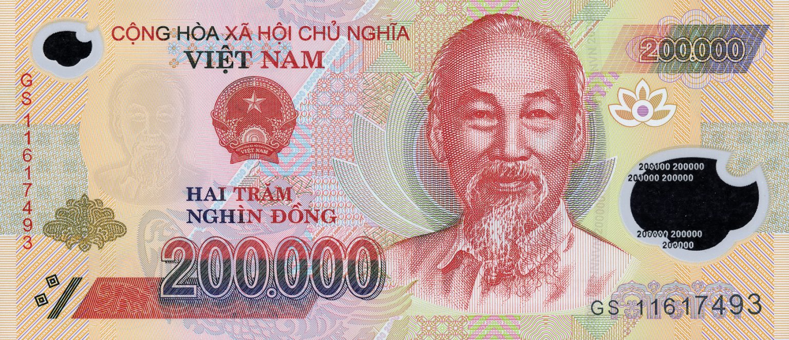 Vietnam new date (2011) 200,000- and 500,000-dong notes (B347e and ...