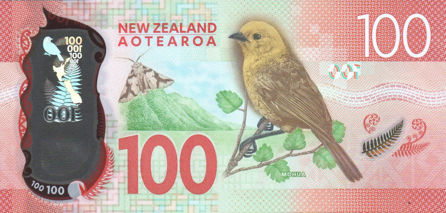 New Zealand new 20-, 50-, and 100-dollar notes (B139a, B140a, B141a ...