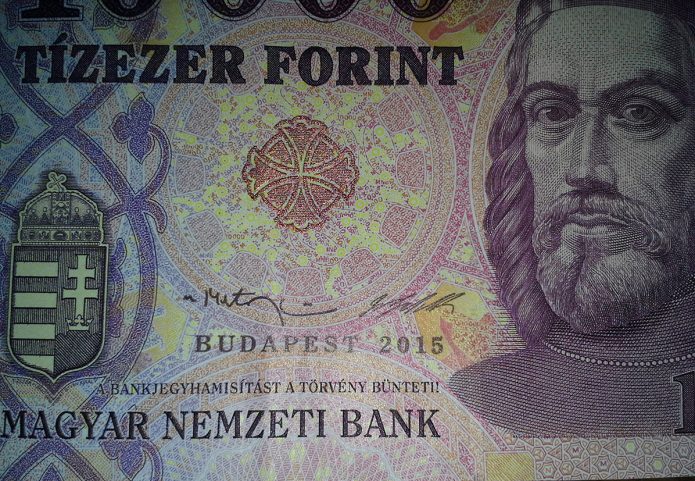 Hungary new date (2015) 10,000-forint note (B591b) confirmed – BanknoteNews